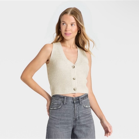 Universal Thread | Sweaters | Universal Thread Sweater Vest | Poshmark